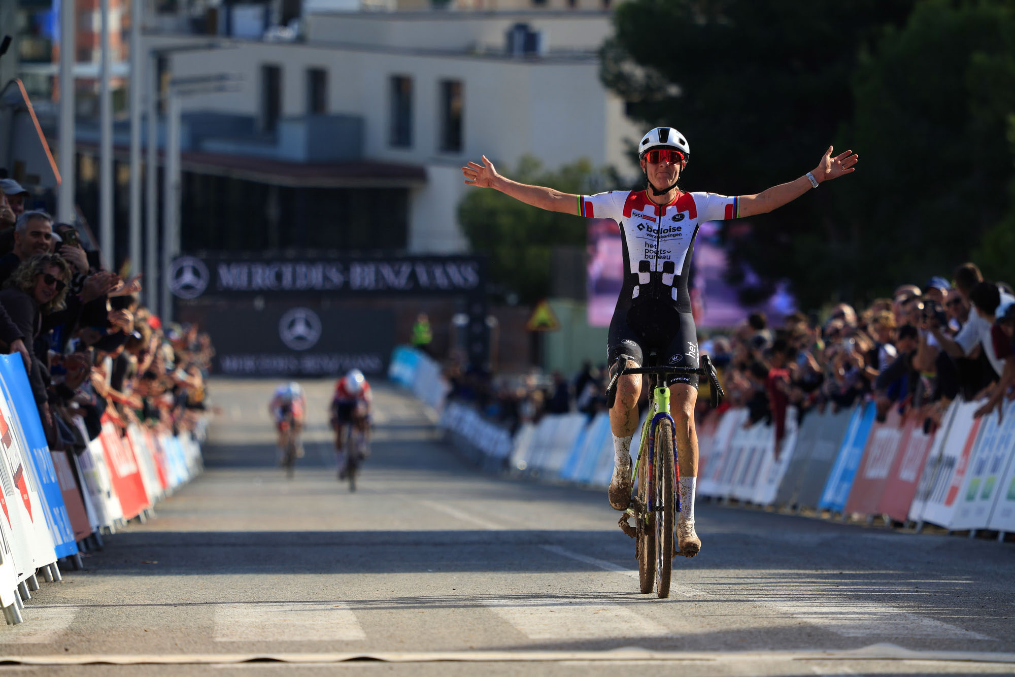 Van der Poel, Brand y Orts brillan en Benidorm - Benidorm CX